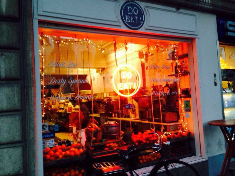 DO EAT » Calle María de Molina, 18. Madrid.