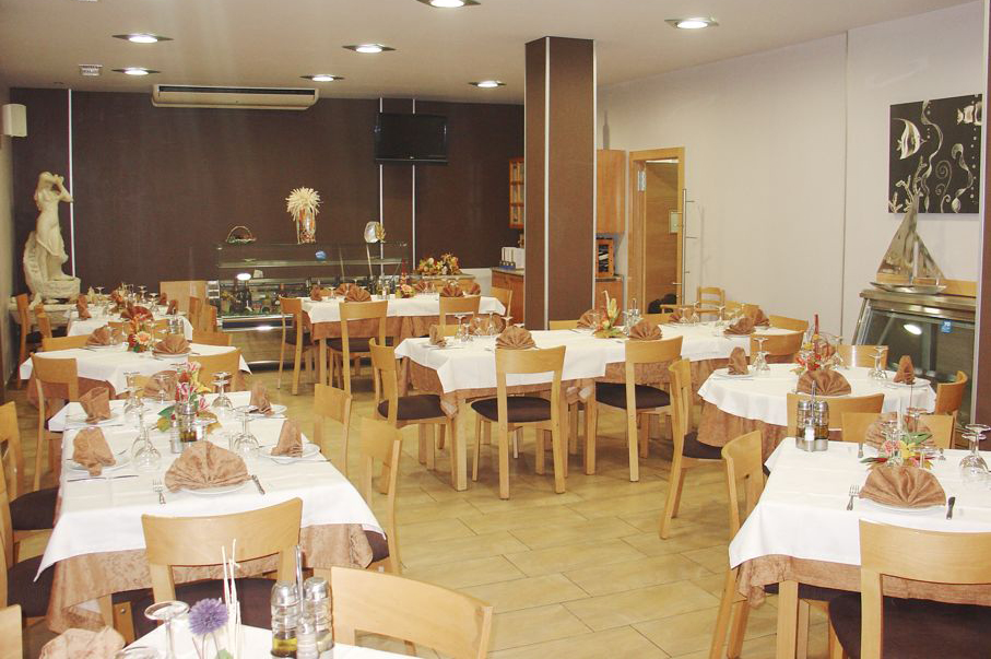 LA CORONA » Calle Perino Alto, 1. Biar.