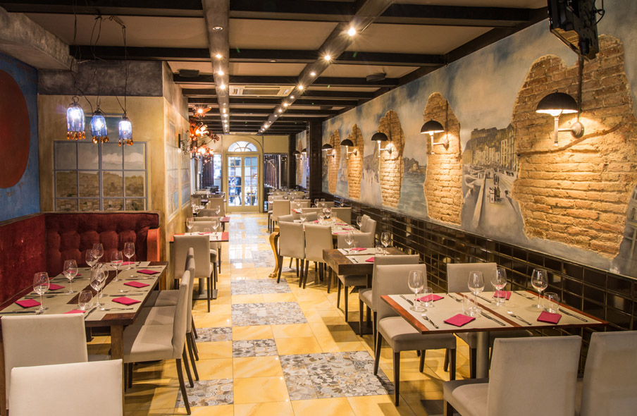 NAPOLI PRIMA E DOPO » Calle Villarroel, 255. Barcelona.