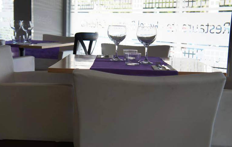 RENASA » Avenida de Cataluña, 5. Valencia.